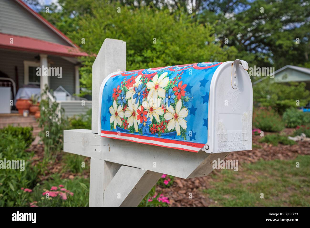 ^painted ^mailboxes hi-res stock photography and images - Alamy