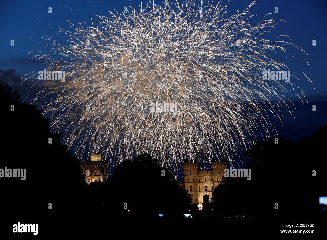 Royal windsor castle fireworks hi-res stock photography and images - Alamy