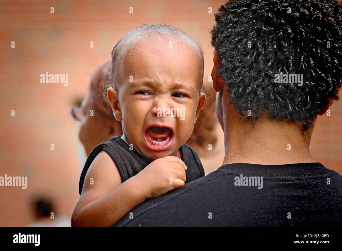 Kid crying school mother hi-res stock photography and images - Alamy