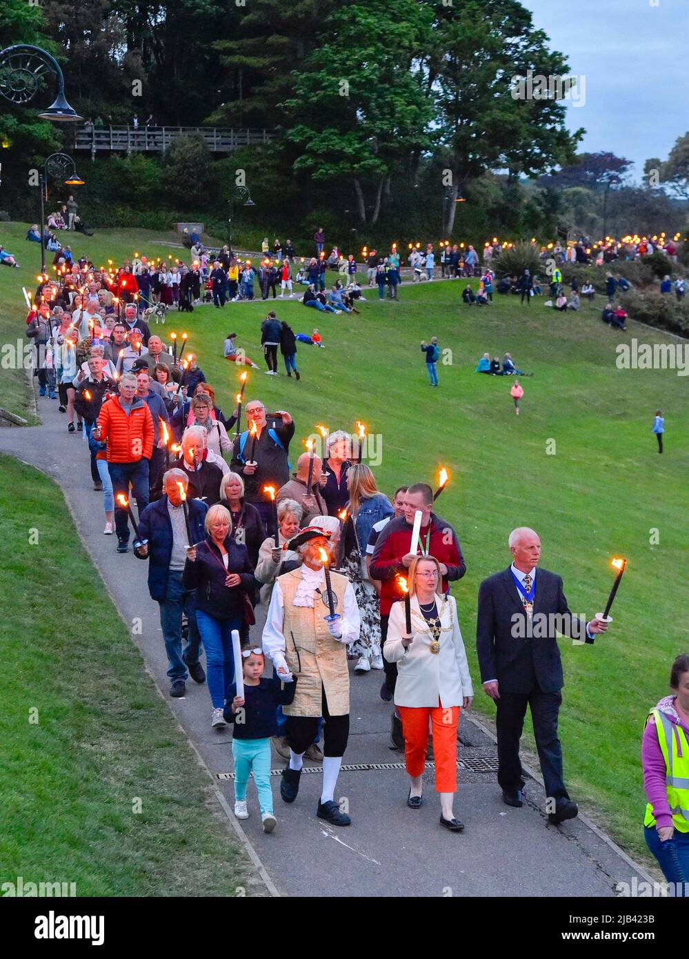 Lyme Regis, Dorset, UK. 2nd June 2022. Torchlight parade and beacon ...