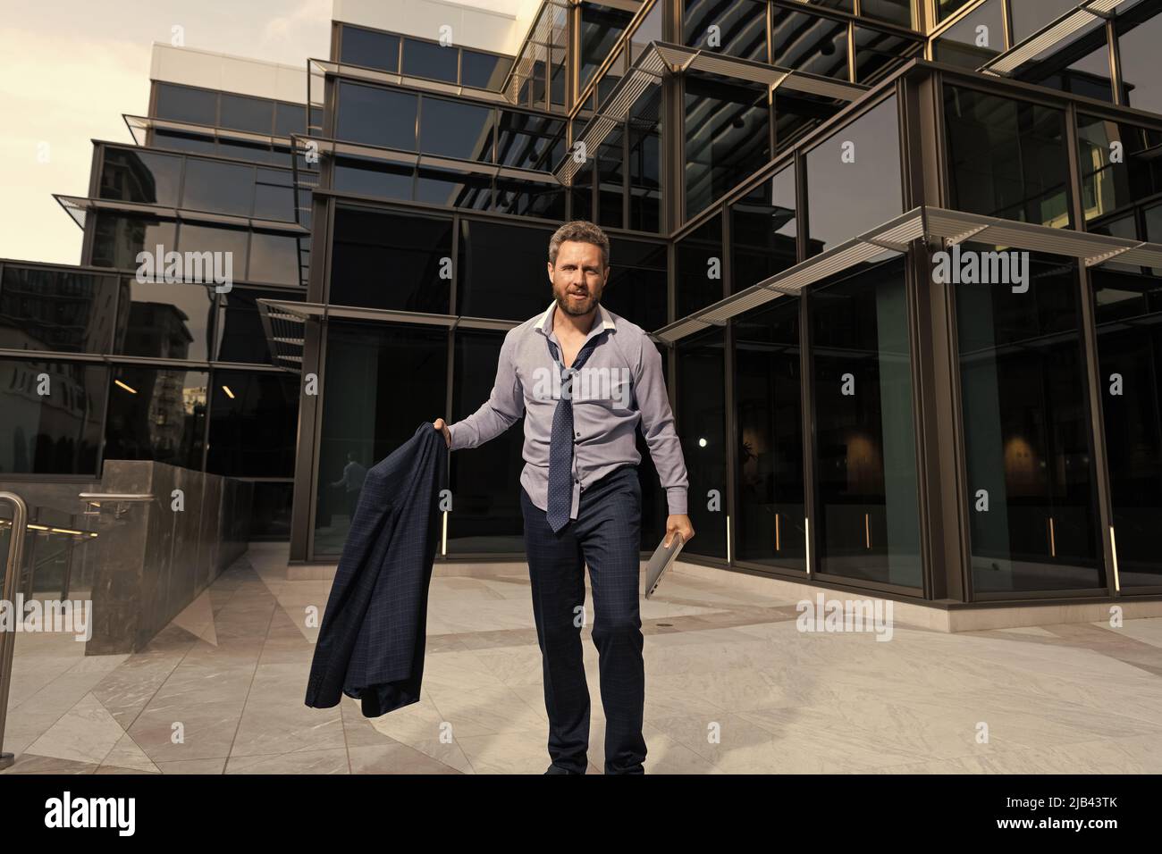 Untidy office hi-res stock photography and images - Alamy