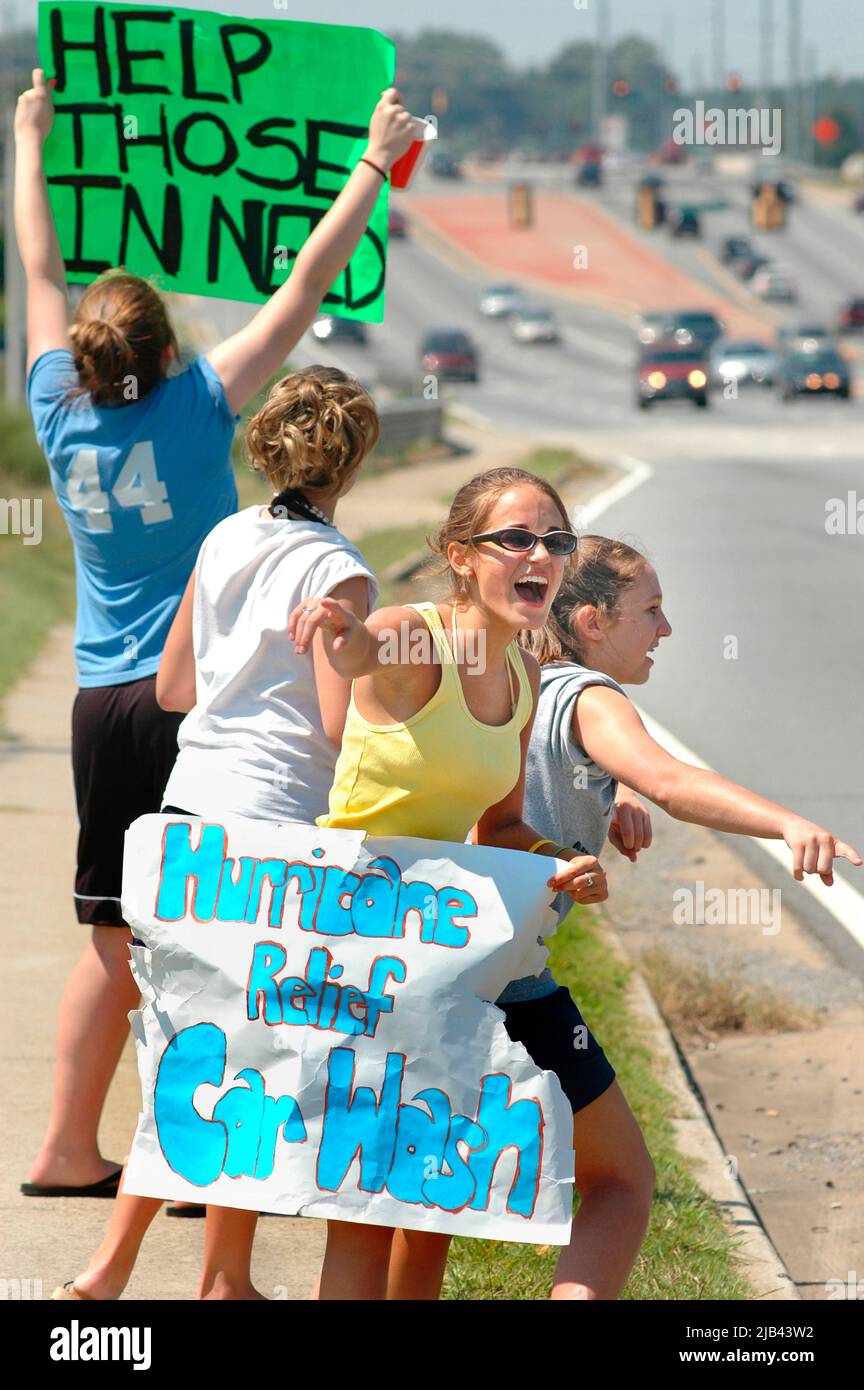 Teen Atlanta Christian church group has a donation car wash to help ...
