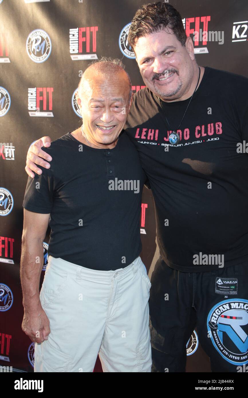 Dan inosanto hi-res stock photography and images - Alamy
