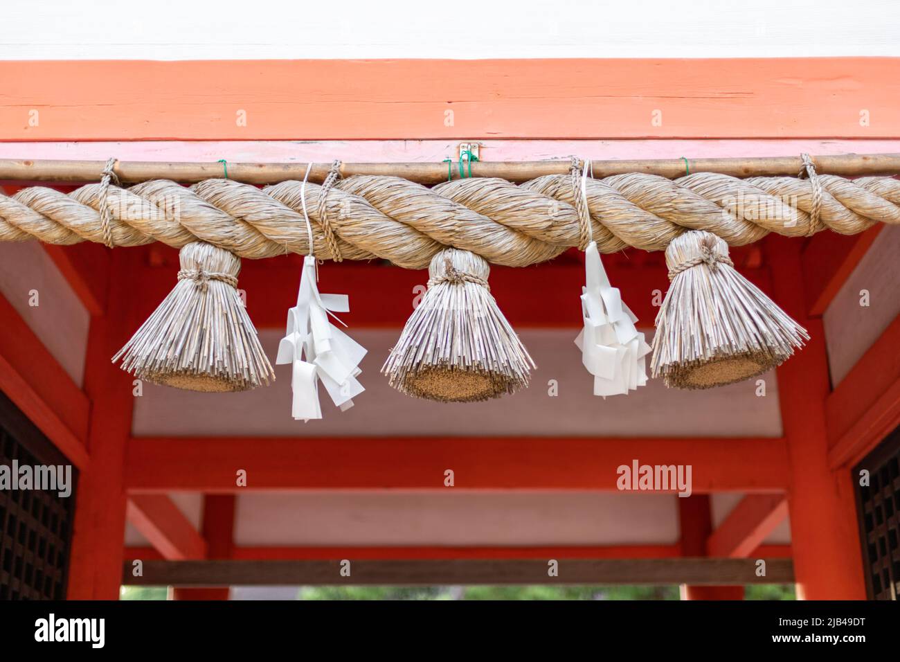 Shimenawa at Hinomisaki Shrine. As it’s a counterpart of Ise Jingu ...