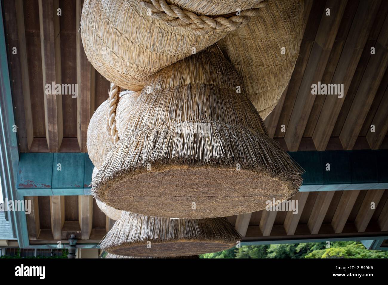 Closeup Shimenawa (enclosing rope) tied around Izumo Taisha Shrine ...