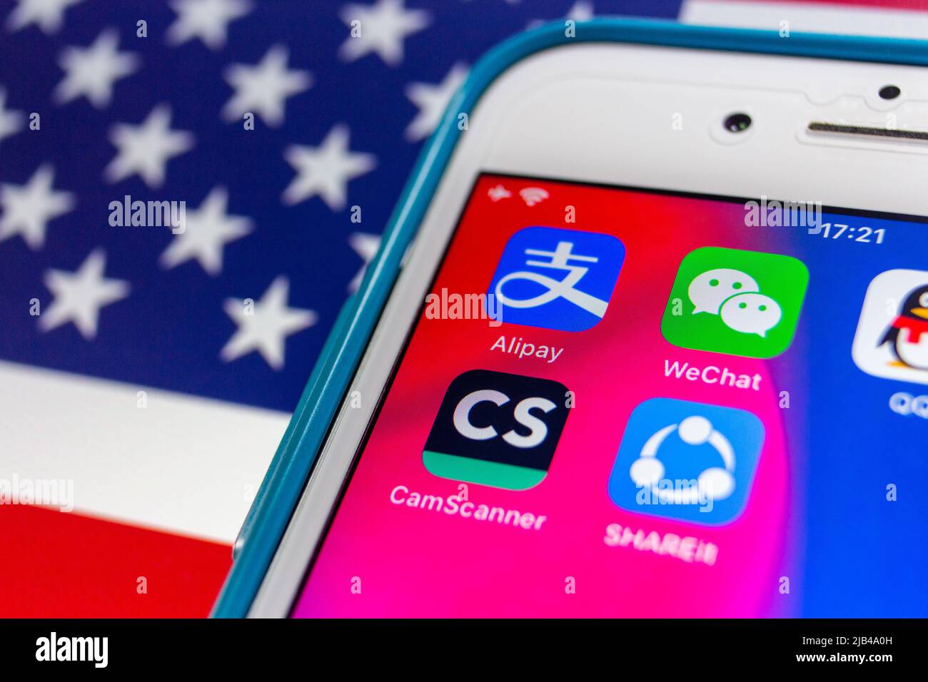 Qq wallet hi-res stock photography and images - Alamy