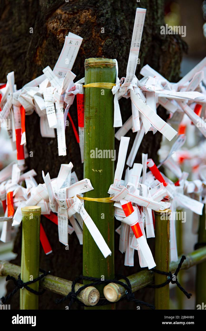 Oracles hanazono shrine in tokyo hi-res stock photography and images ...