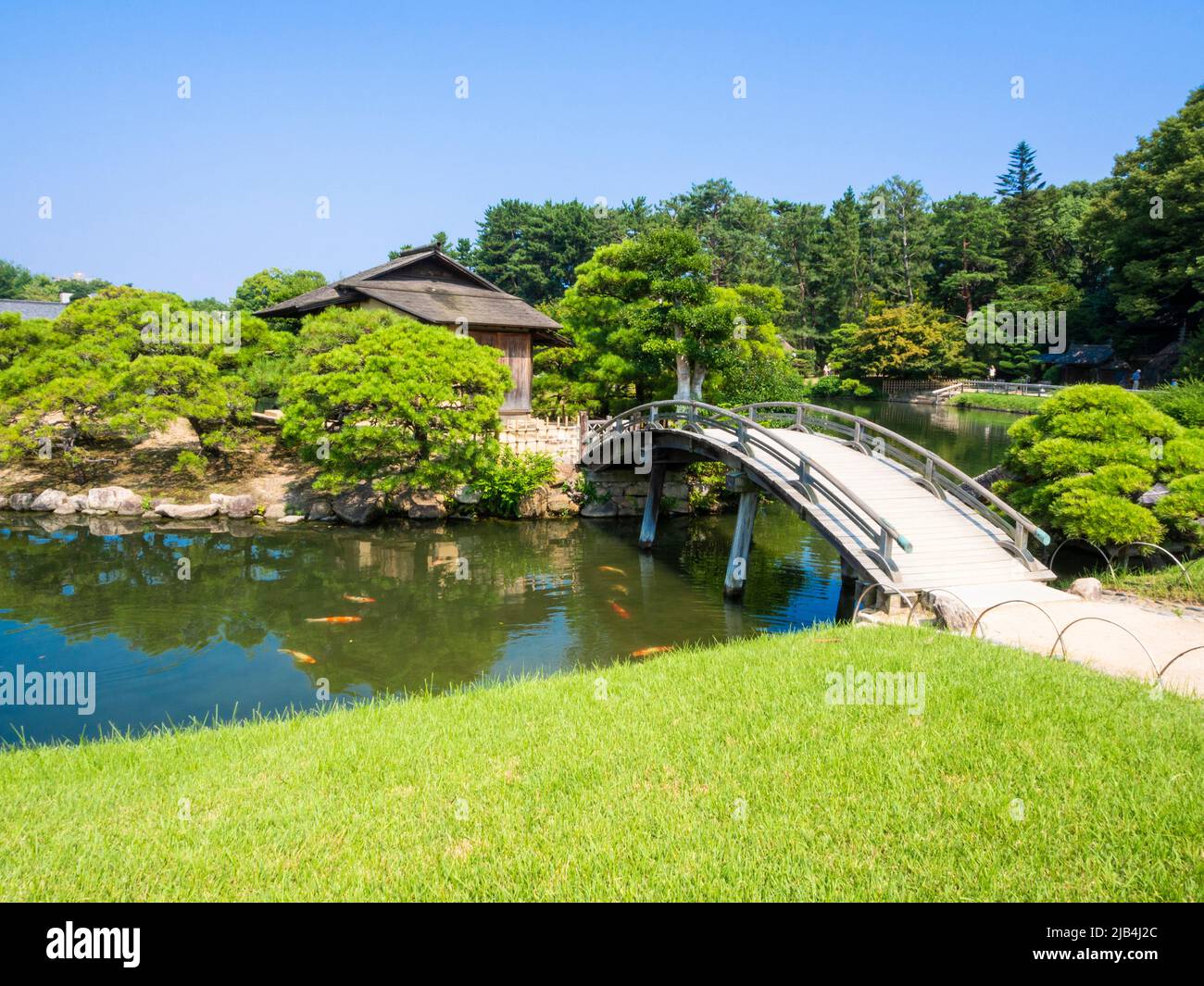 Okayama Korakuen Garden is a Japanese garden located in Okayama ...