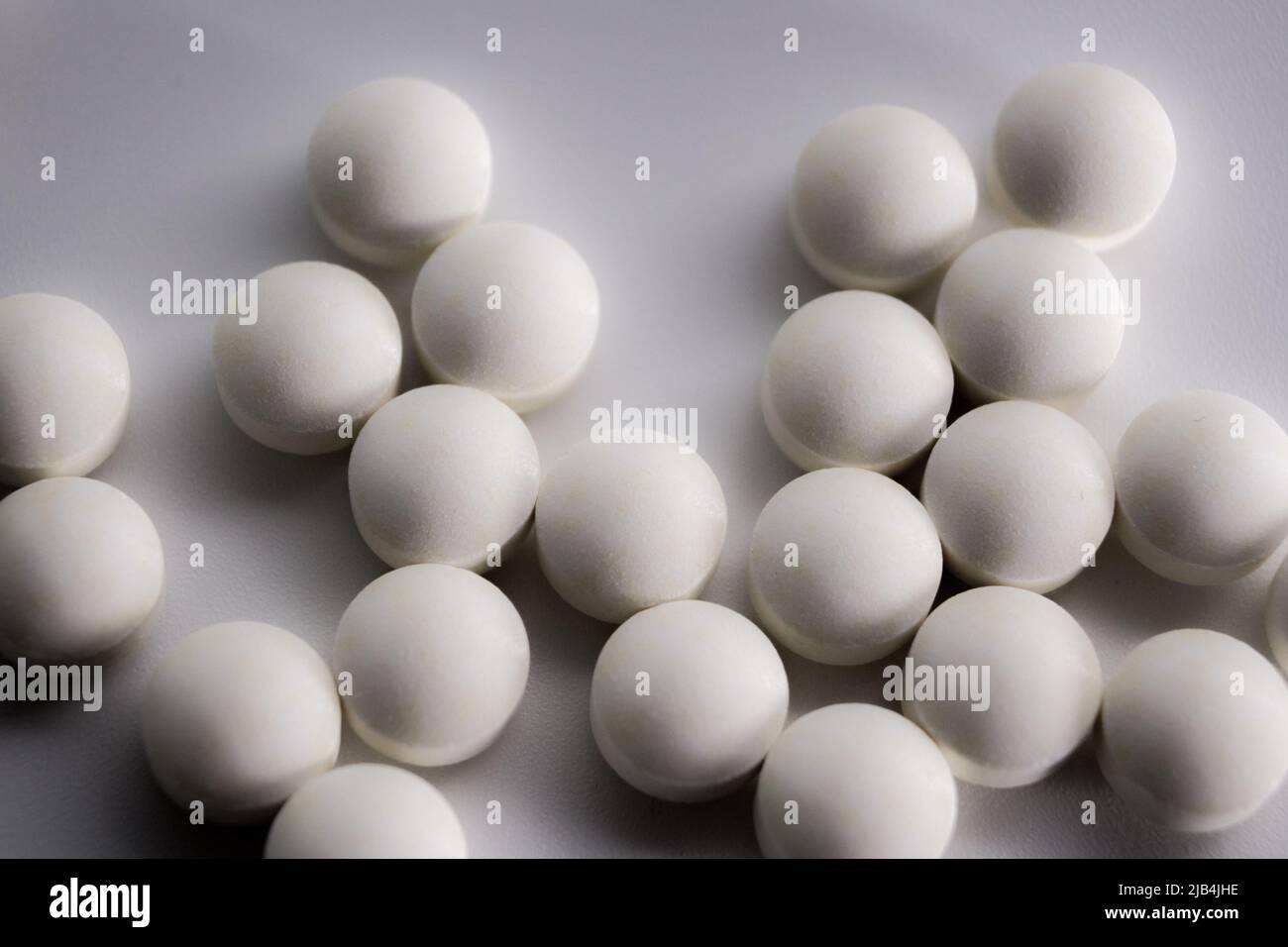 Tranquilizer pill hi-res stock photography and images - Alamy