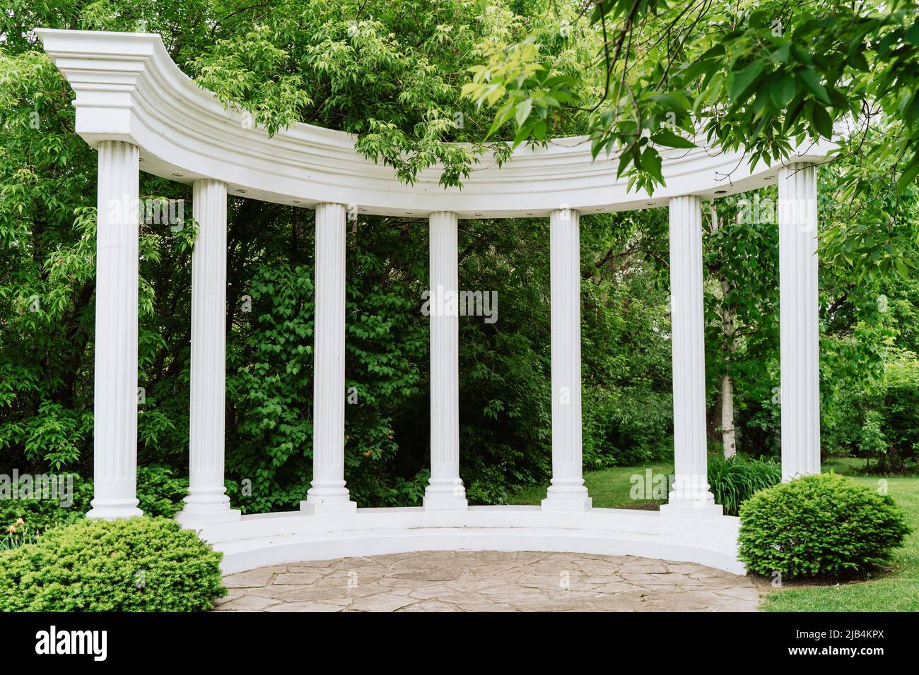 Fake columns hi-res stock photography and images - Alamy