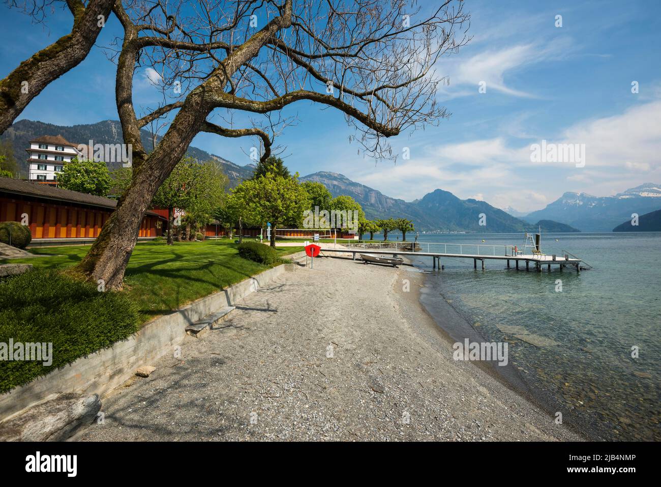 Old deserted swimming pool hi-res stock photography and images - Alamy
