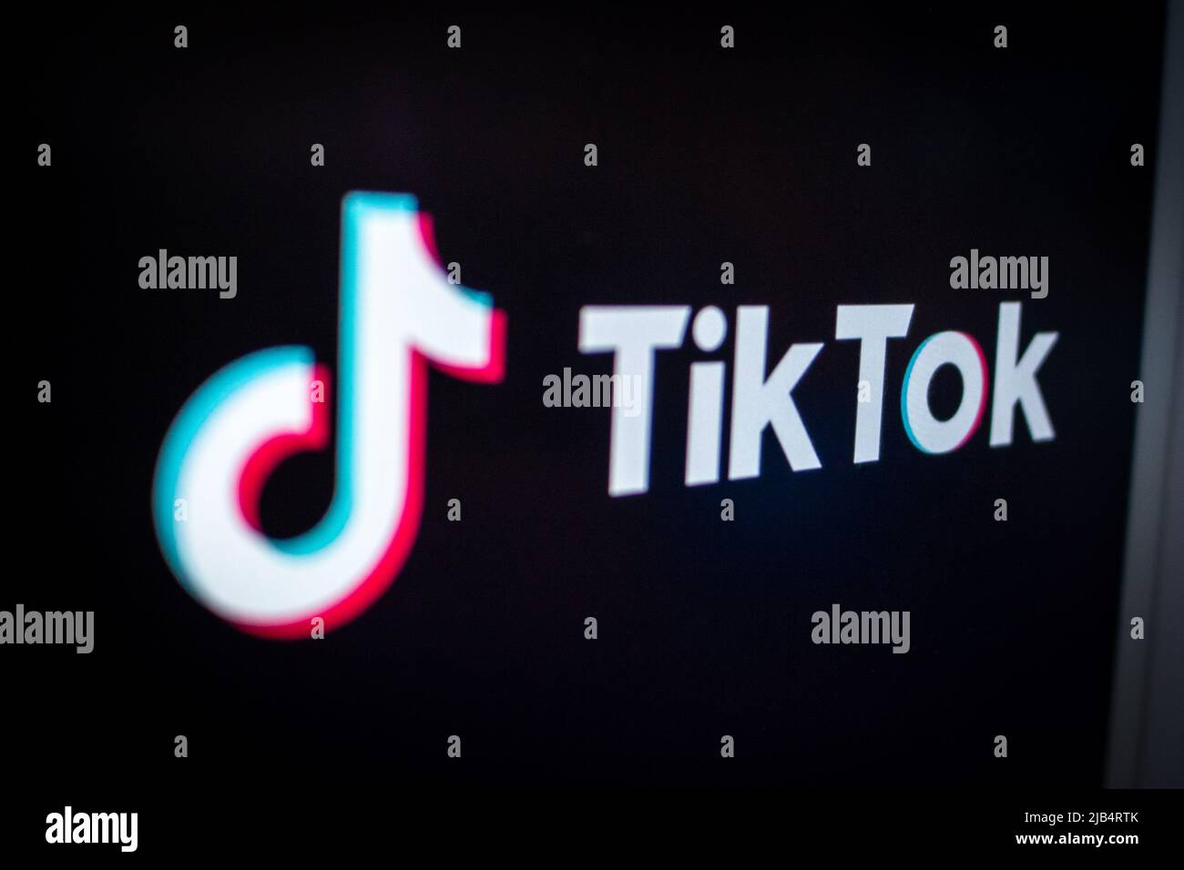 Tik tok censorship hi-res stock photography and images - Alamy