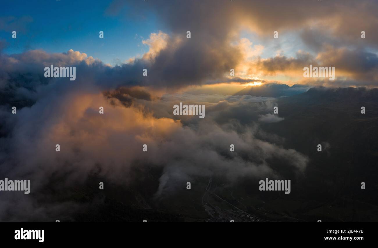 Aerial view rising high above hi-res stock photography and images - Alamy