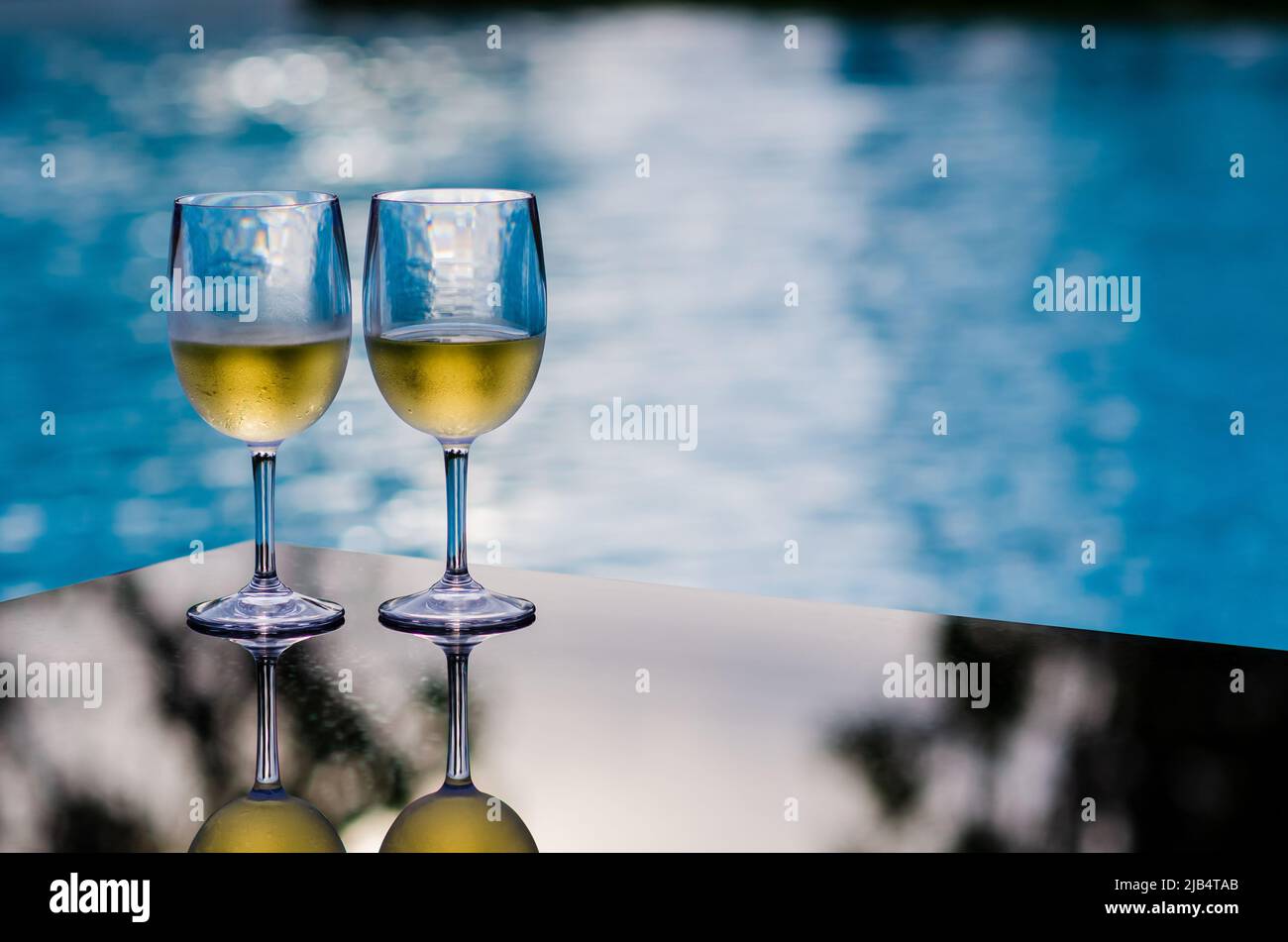Pool party wine hi-res stock photography and images - Alamy