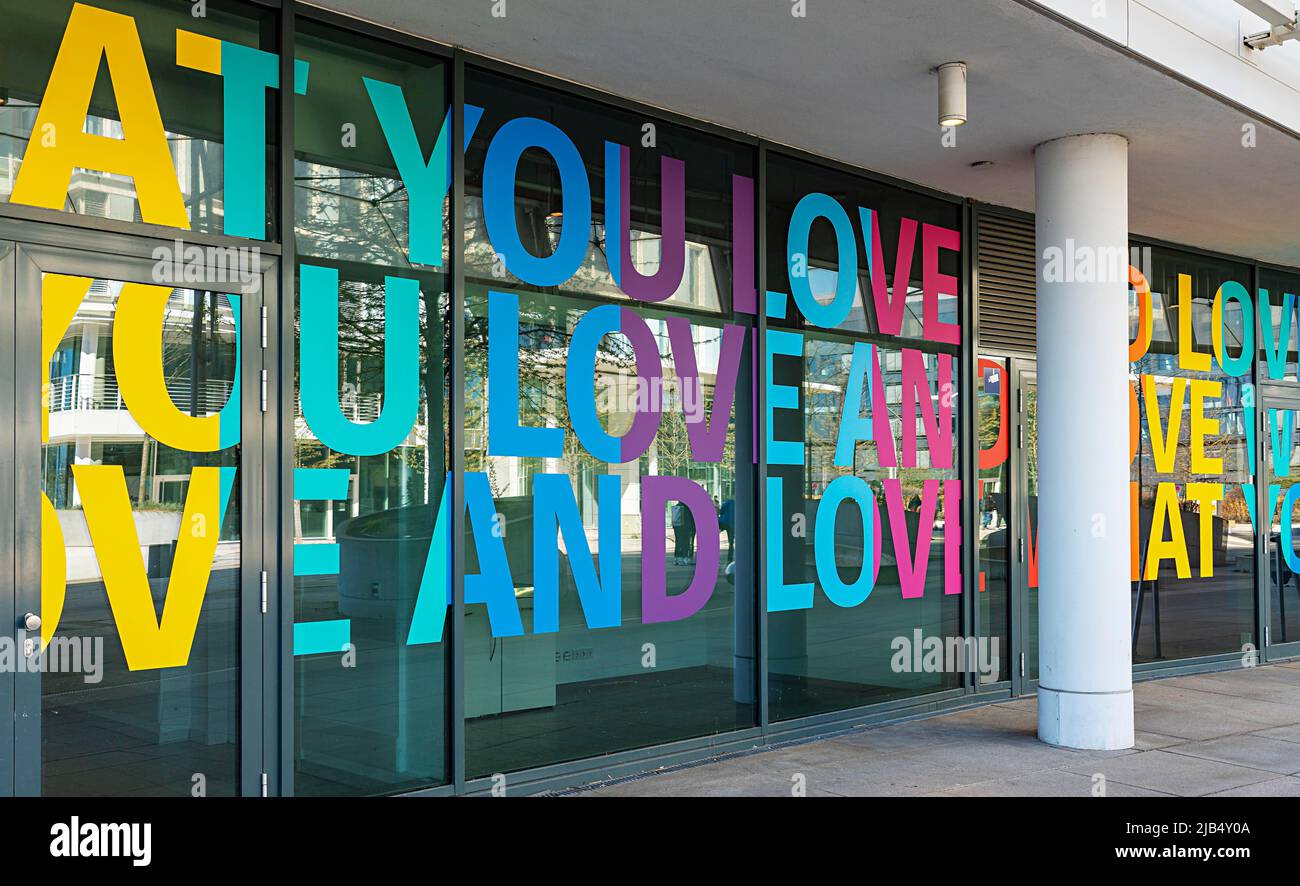 Advertising slogan, Unilever House, Hamburg, Germany Stock Photo - Alamy