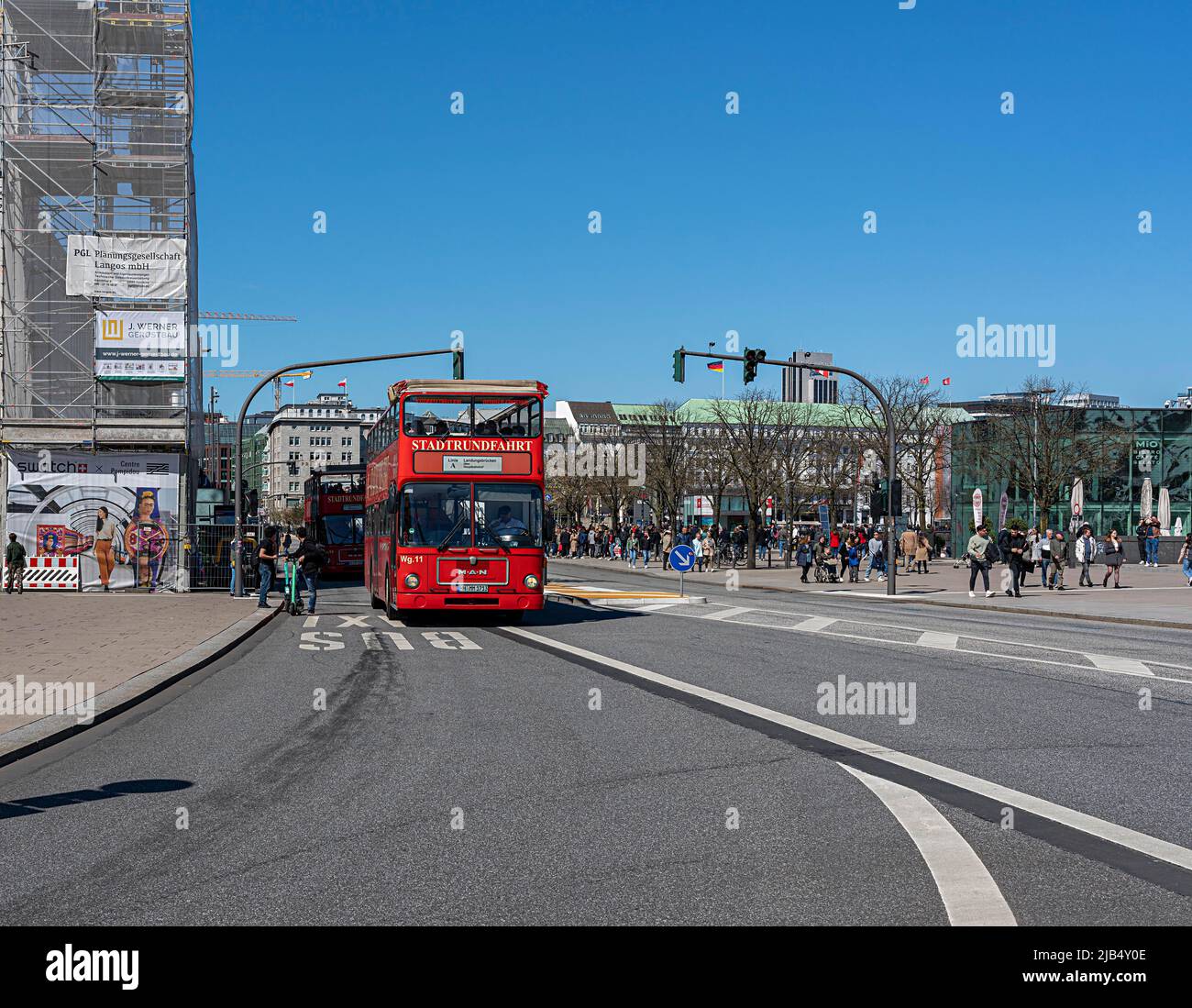 German bus tour hi-res stock photography and images - Alamy