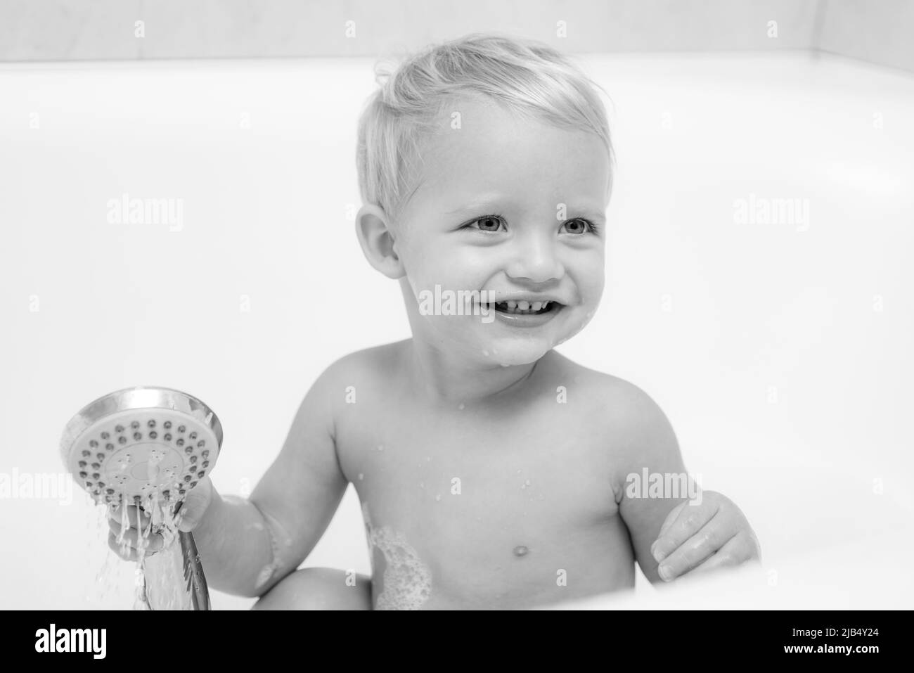 Kids fun bath. Bath. Happy childhood. Hygiene and care for young ...