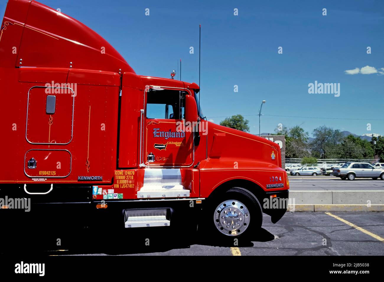 US truck, red, Kenworth brand, on highway car park, USA Stock Photo - Alamy