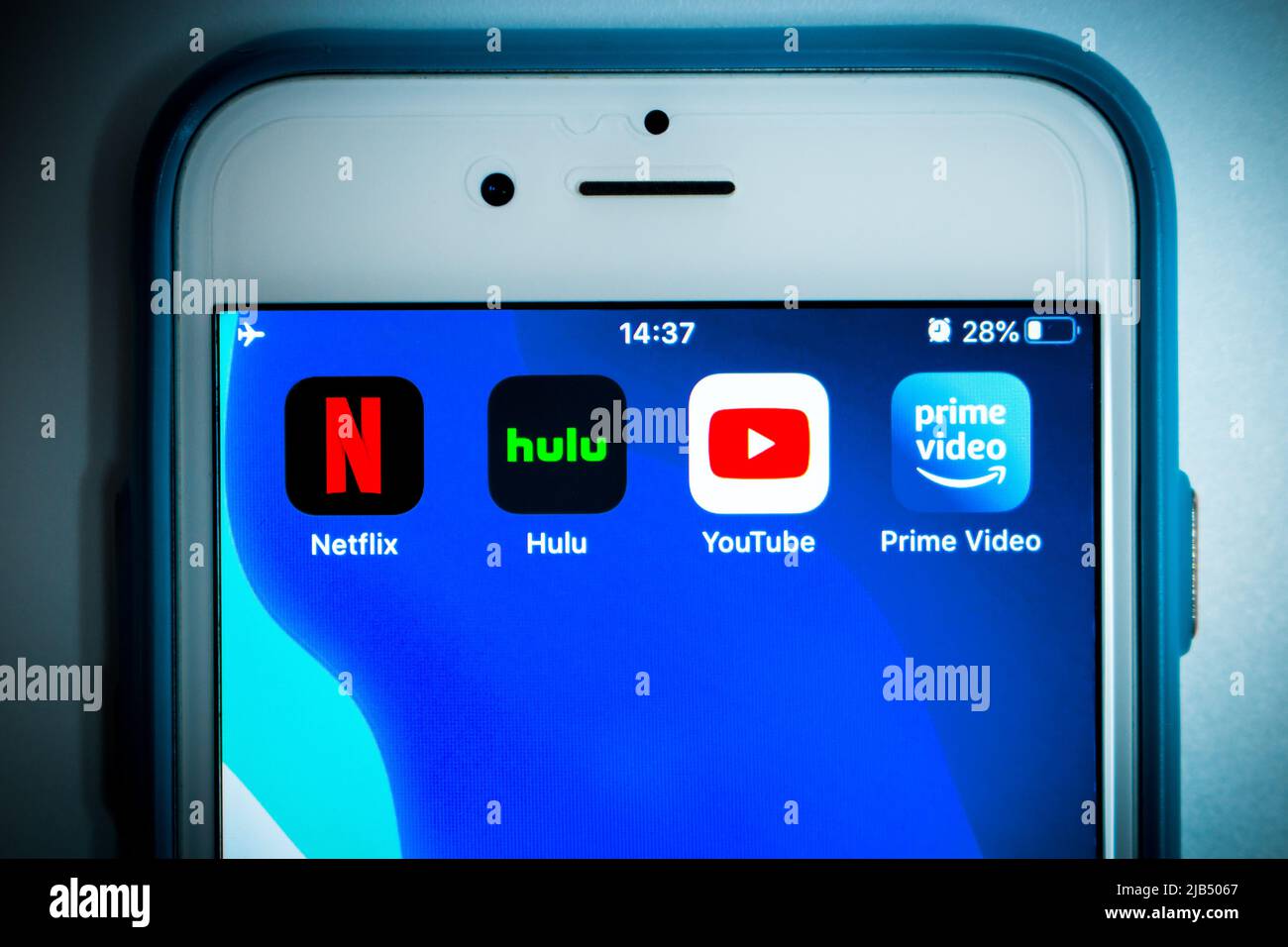 Hulu and monitor hi-res stock photography and images - Alamy