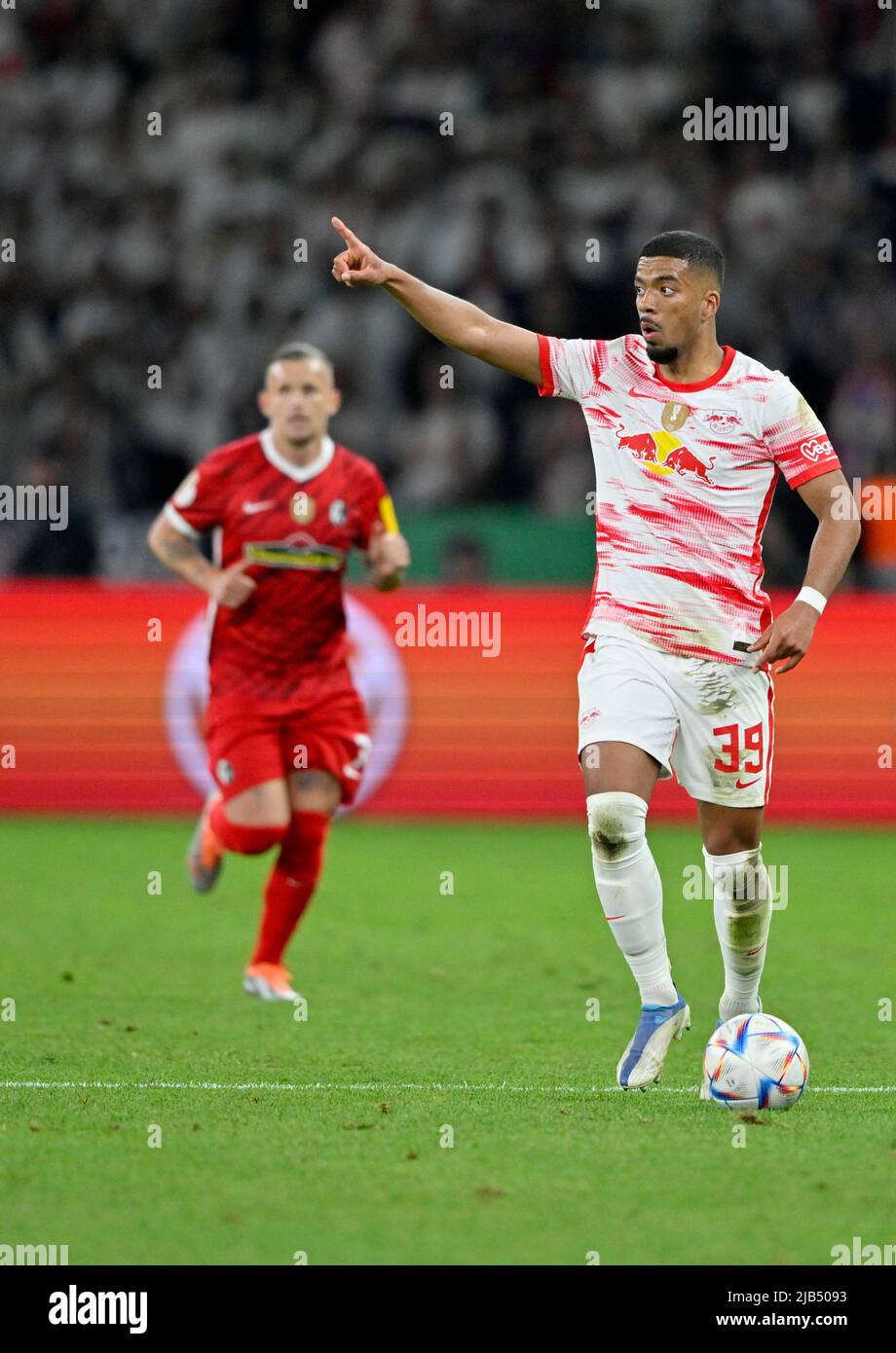 Benjamin Henrichs RasenBallsport Leipzig RBL on the ball gesture back ...