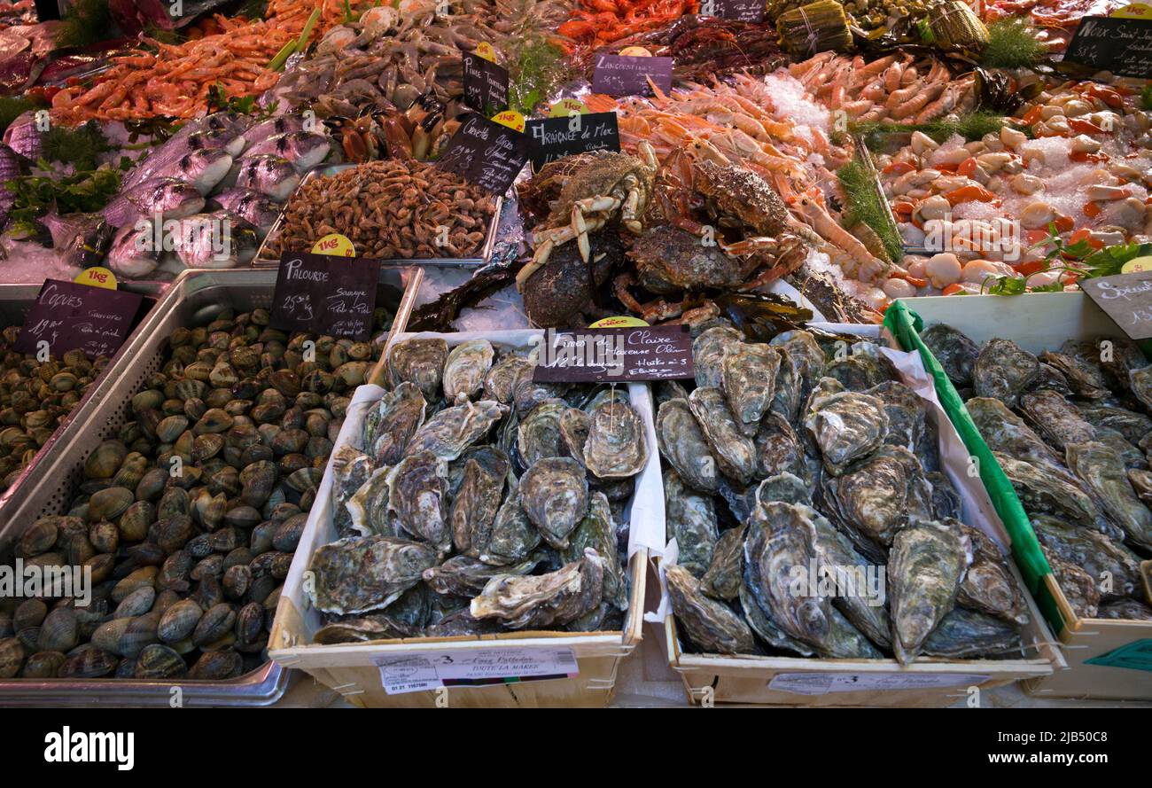 Southern france seafood hi-res stock photography and images - Alamy