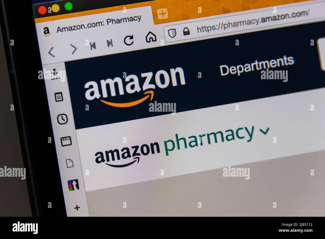 Online drugstore delivery hi-res stock photography and images - Alamy