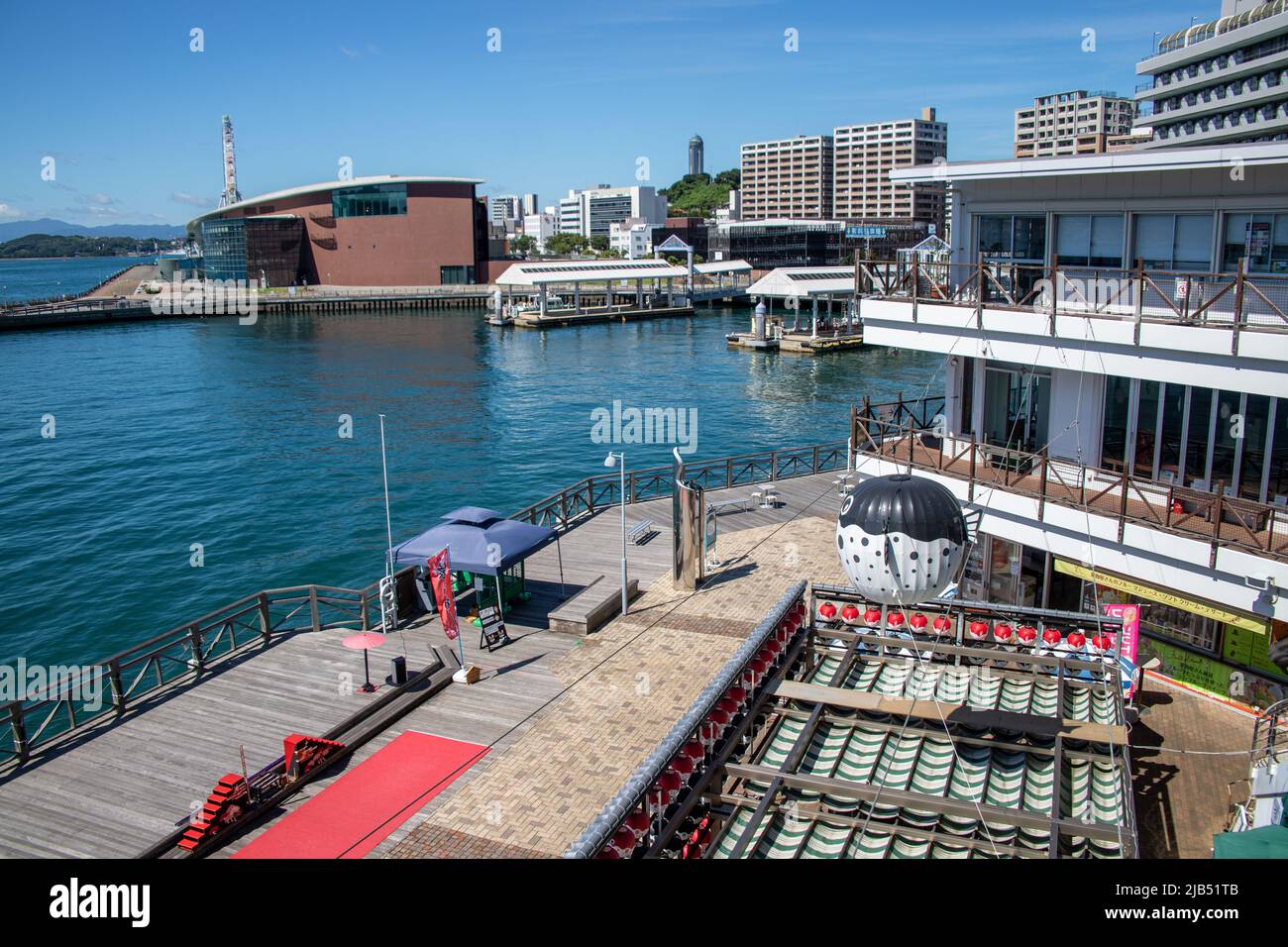 Seafood commercial architecture hi-res stock photography and images - Alamy