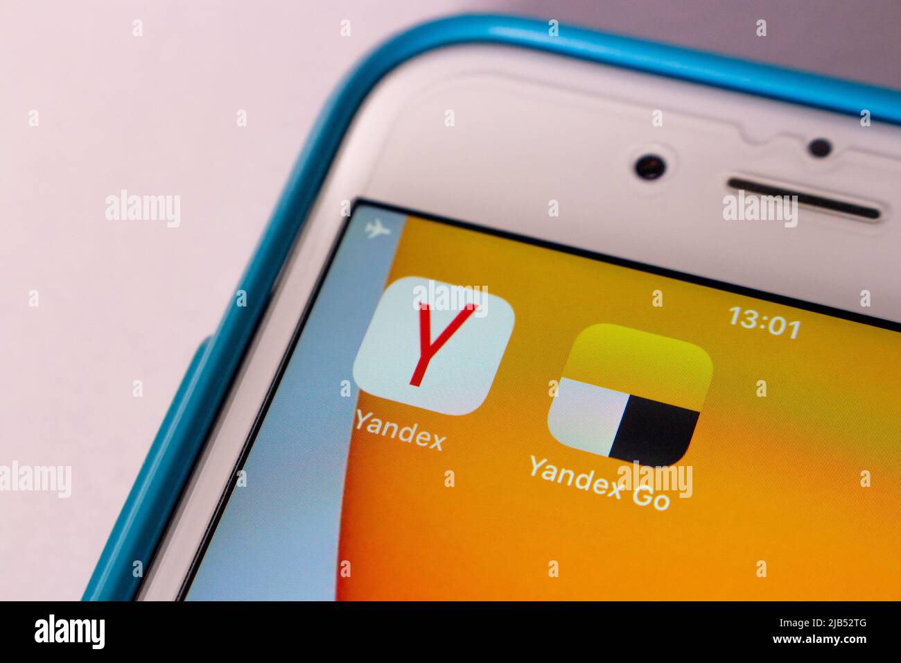 Kumamoto / JAPAN - Oct 12 2020 : Yandex and Yndex Go apps on iPhone ...