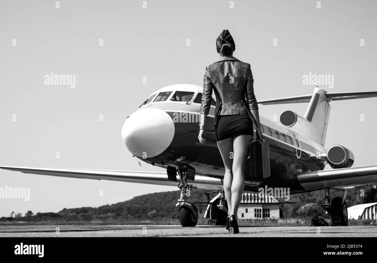 Pretty cabin crew Black and White Stock Photos & Images - Alamy