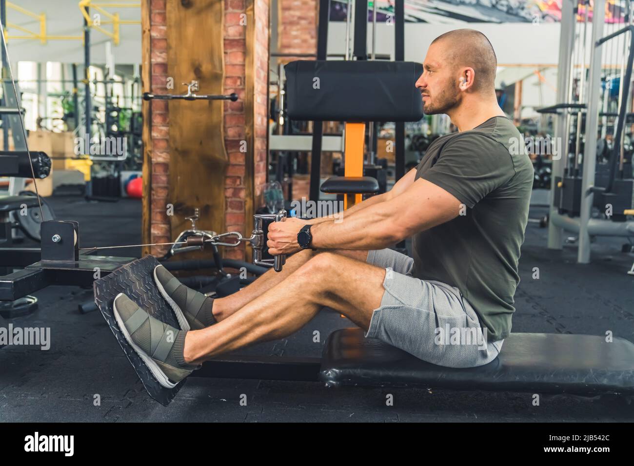 Bodybuilder man hi-res stock photography and images - Alamy