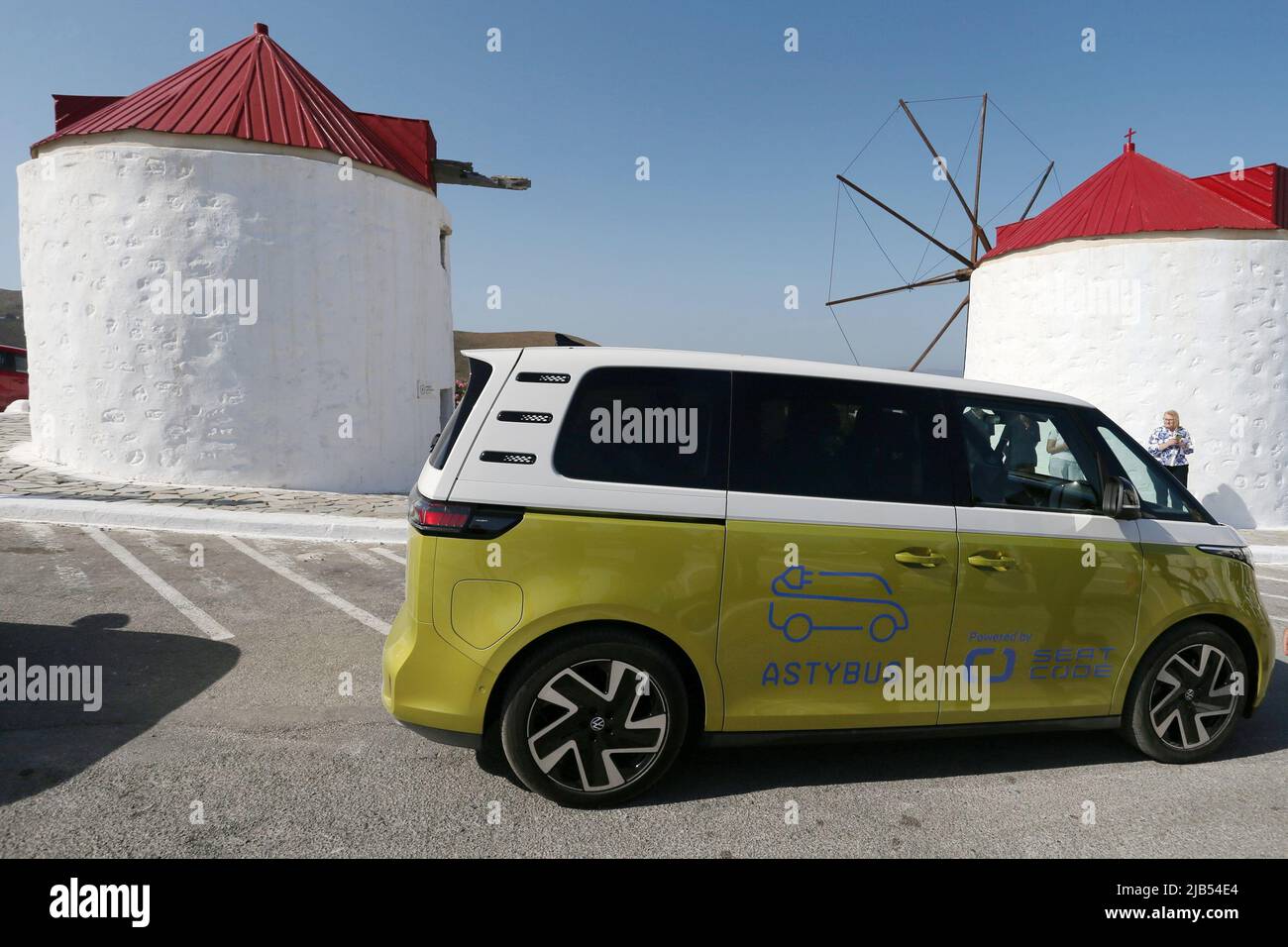 Greece's pioneering smart mobility project on the island of Astypalea ...