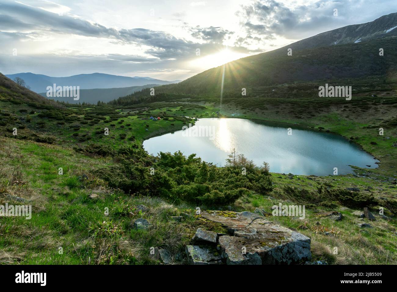 Ukrainian lakes hi-res stock photography and images - Alamy