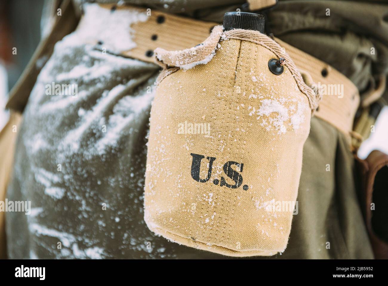 World war ii american soldier uniform hi-res stock photography and ...