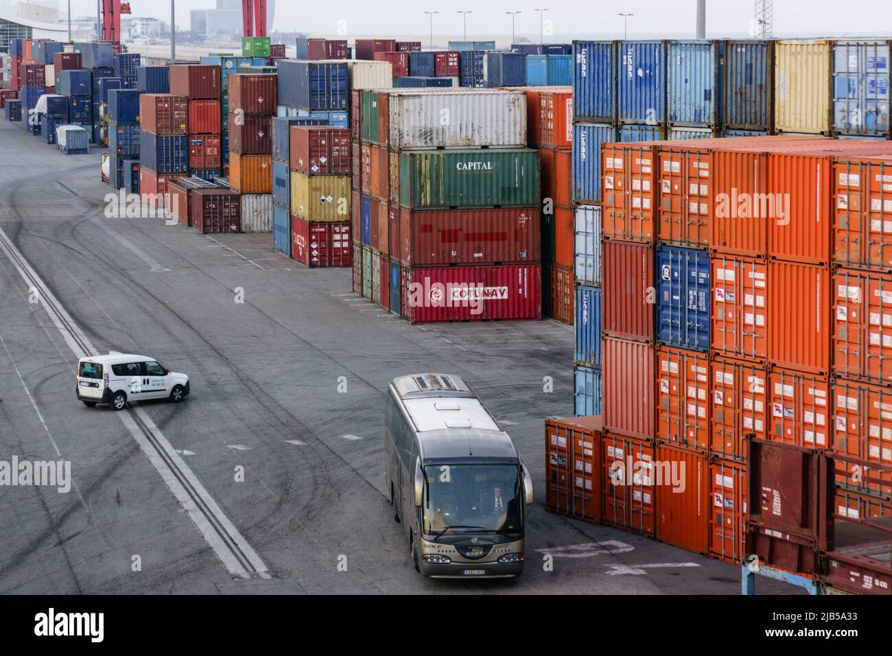 Puerto de carga hi-res stock photography and images - Alamy