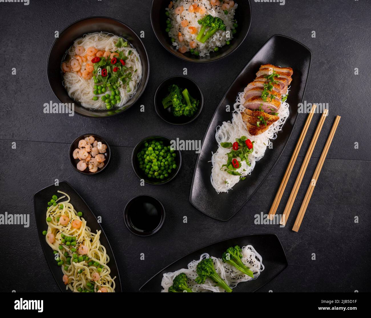Various types of rice noodles hi-res stock photography and images - Alamy