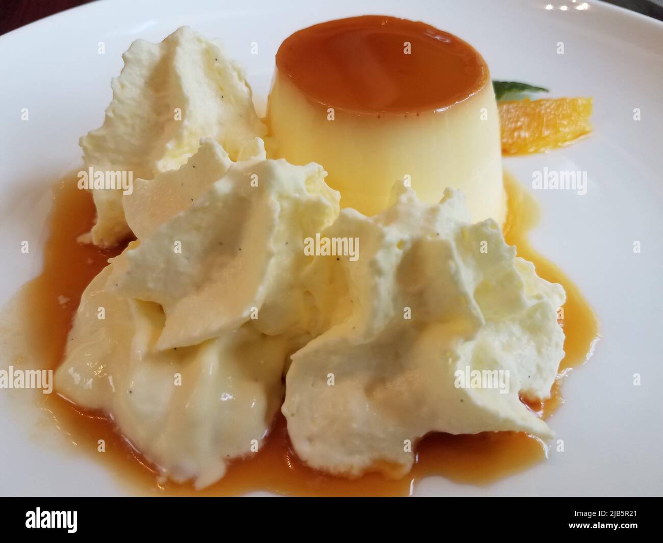 Whip ice cream hi-res stock photography and images - Alamy