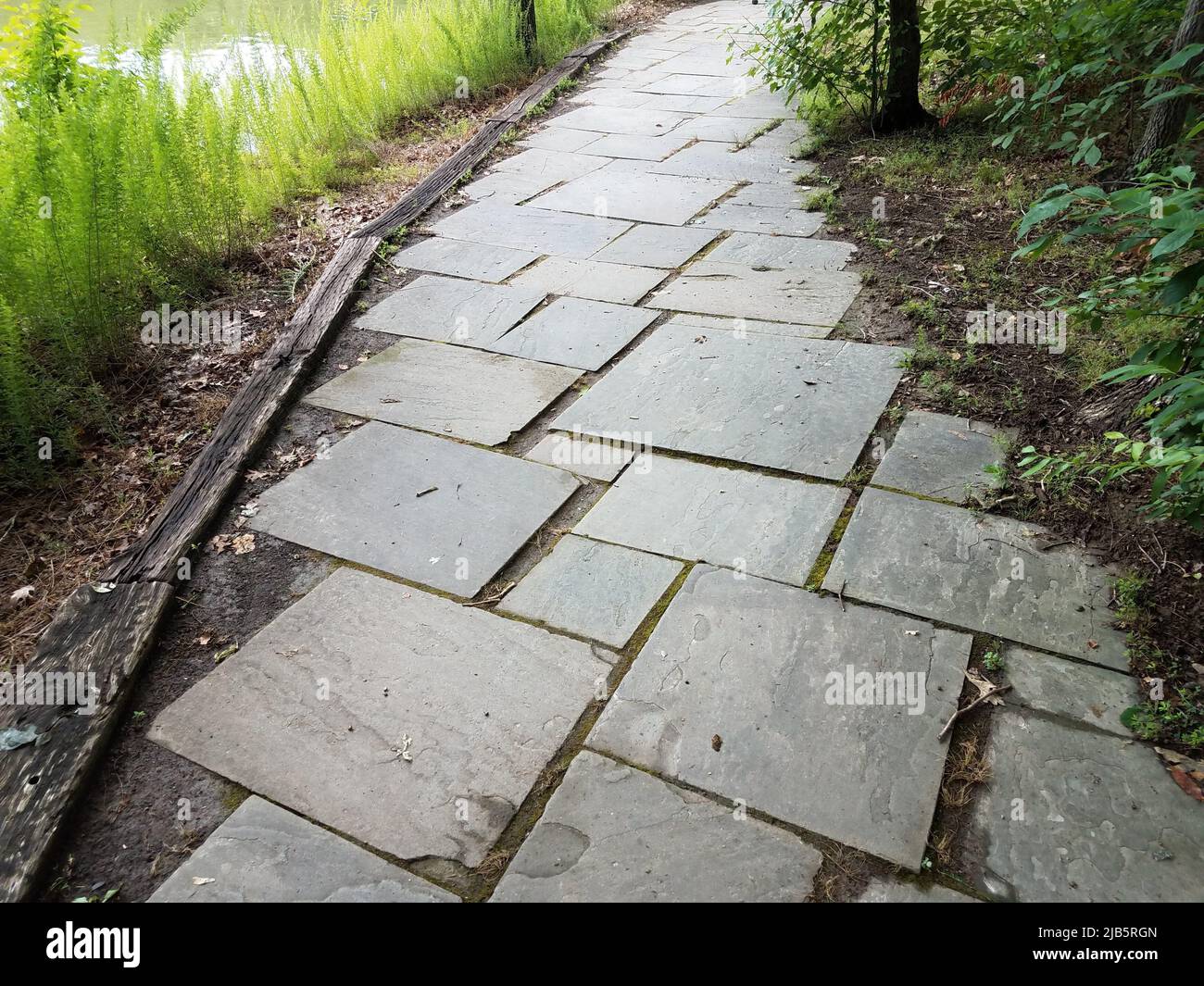 Grey tile hi-res stock photography and images - Alamy