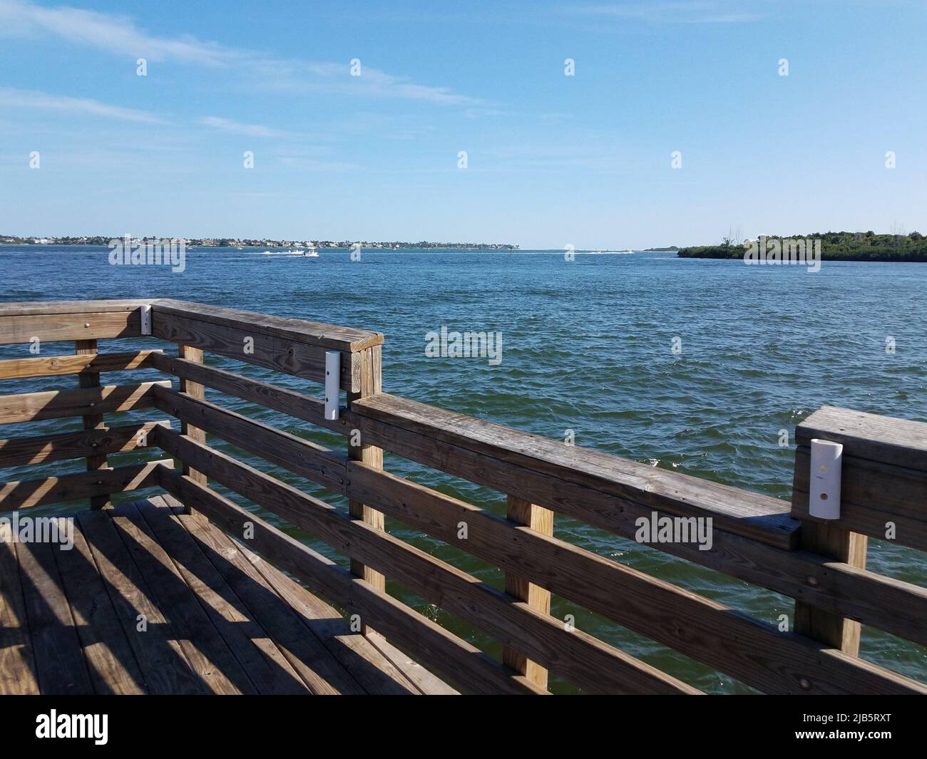 Water railing hi-res stock photography and images - Alamy