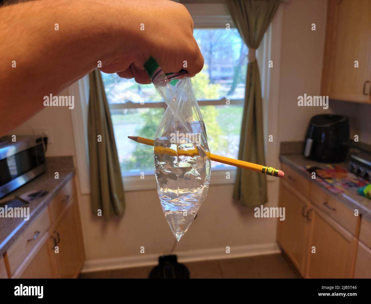 Hand writing with pencil hi-res stock photography and images - Alamy