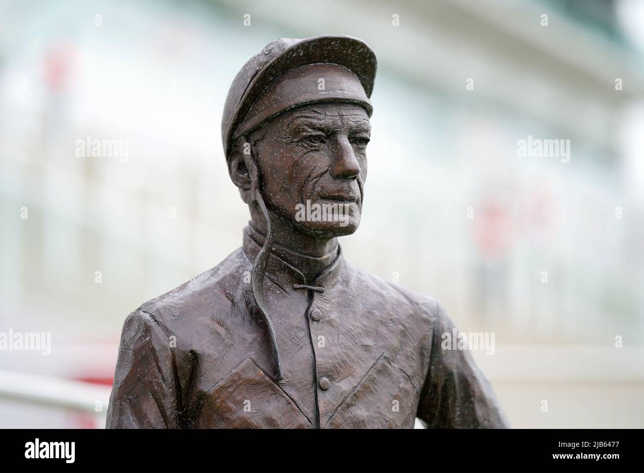 A view of the Lester Piggott statue on Ladies Day during the Cazoo ...