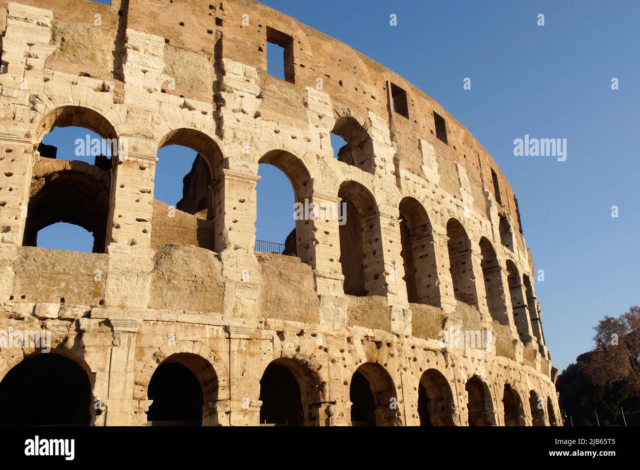 Rome (Italy). Exterior arcade of the Colosseum in Rome Stock Photo - Alamy
