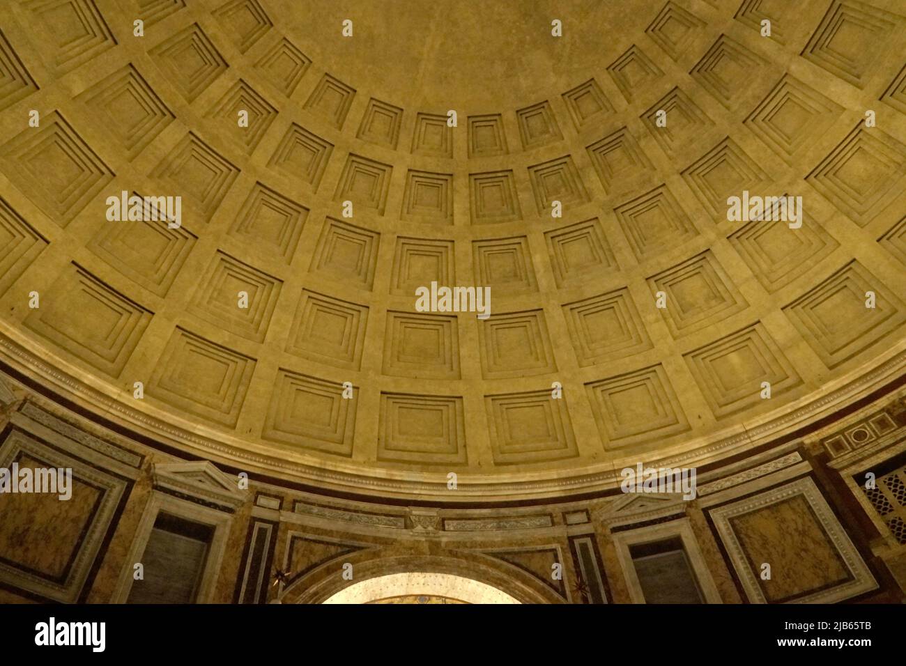 Interior of pantheon dome hi-res stock photography and images - Alamy