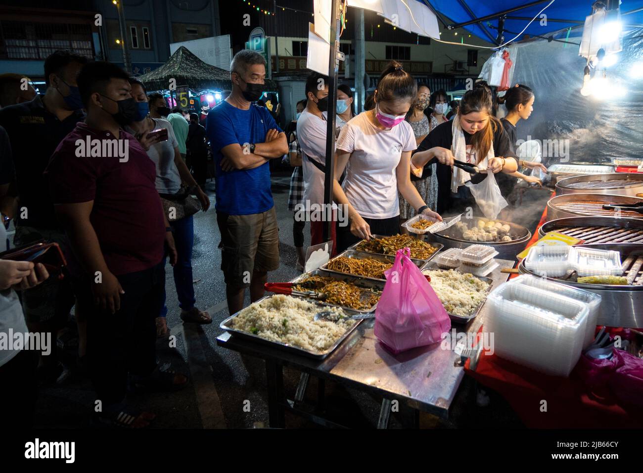 Pek market hi-res stock photography and images - Alamy