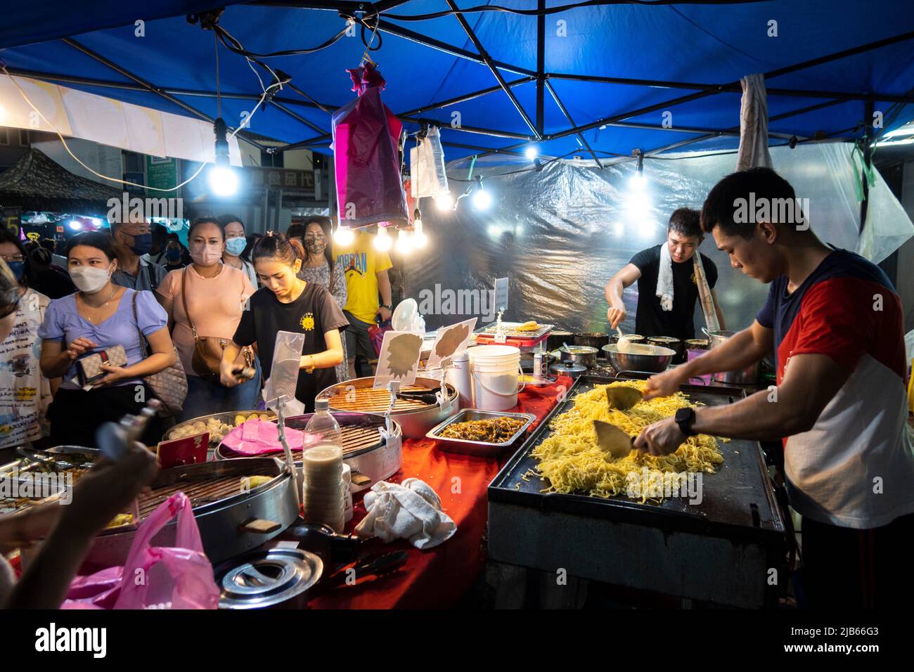 Pek market hi-res stock photography and images - Alamy