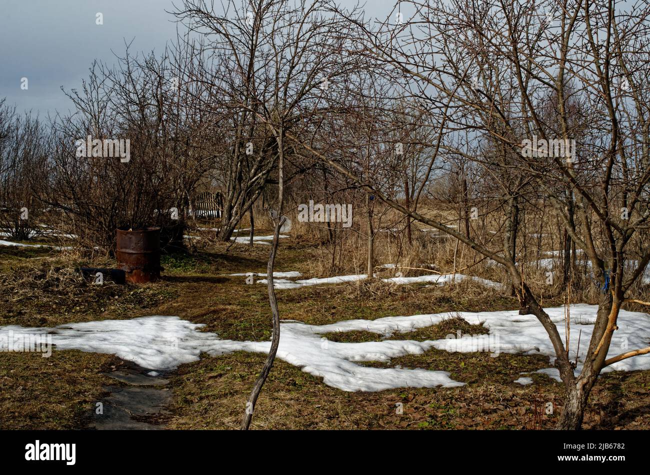 Russia landscape spring hi-res stock photography and images - Alamy