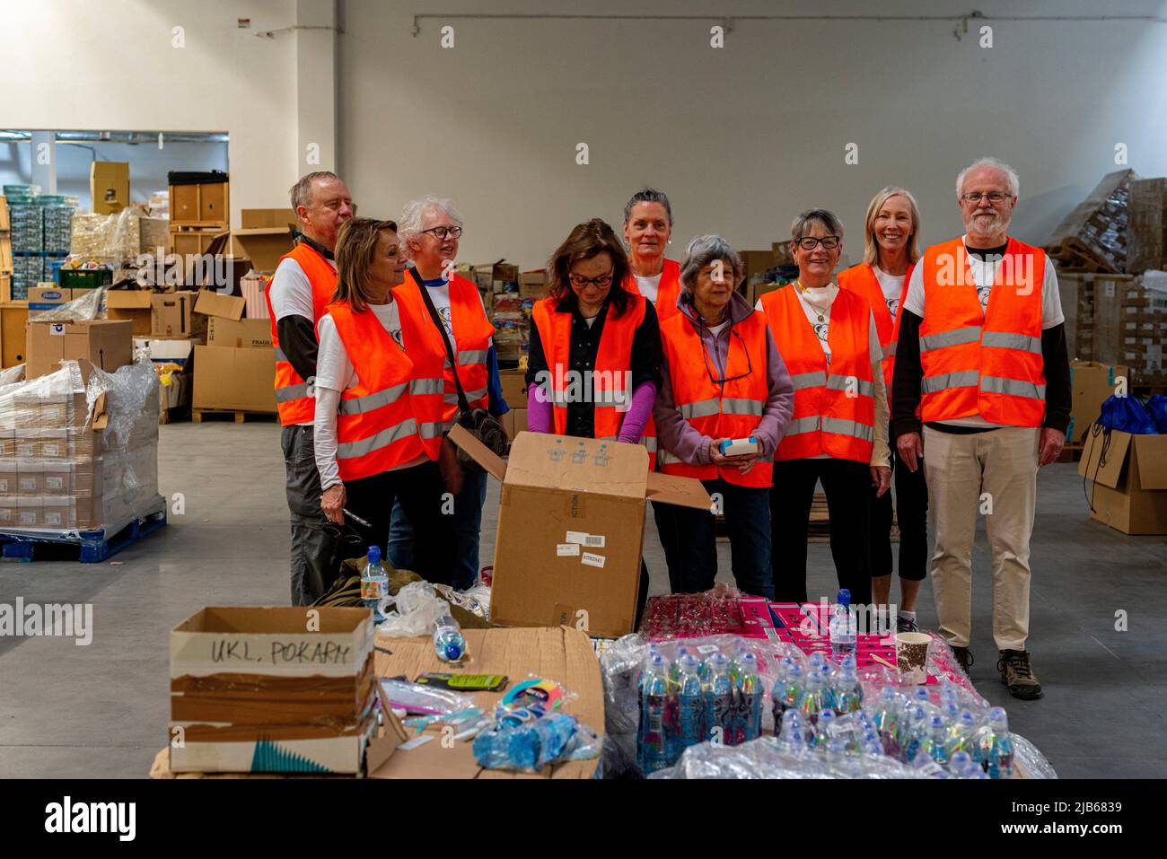 Human relief goods hi-res stock photography and images - Alamy