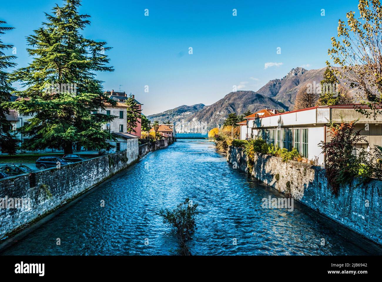 Bellano lake como hi-res stock photography and images - Alamy