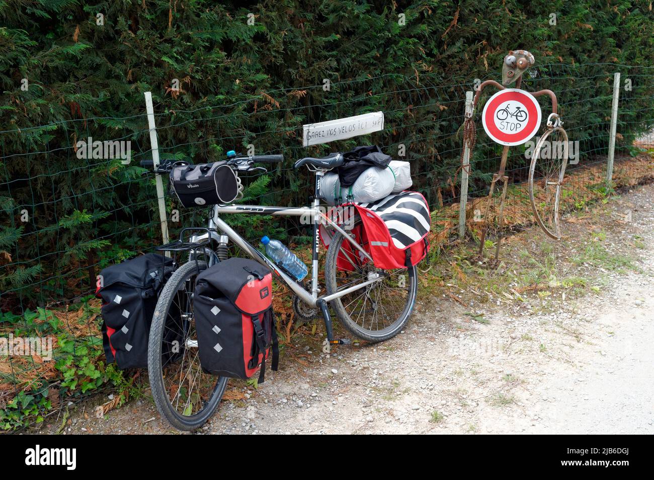 The Canal-du-Midi, lock of the Aiguille. Works by lock artist Joël ...