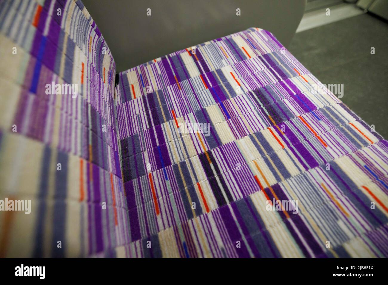 New upholstery pattern on the seats in an Elizabeth Line tube train ...