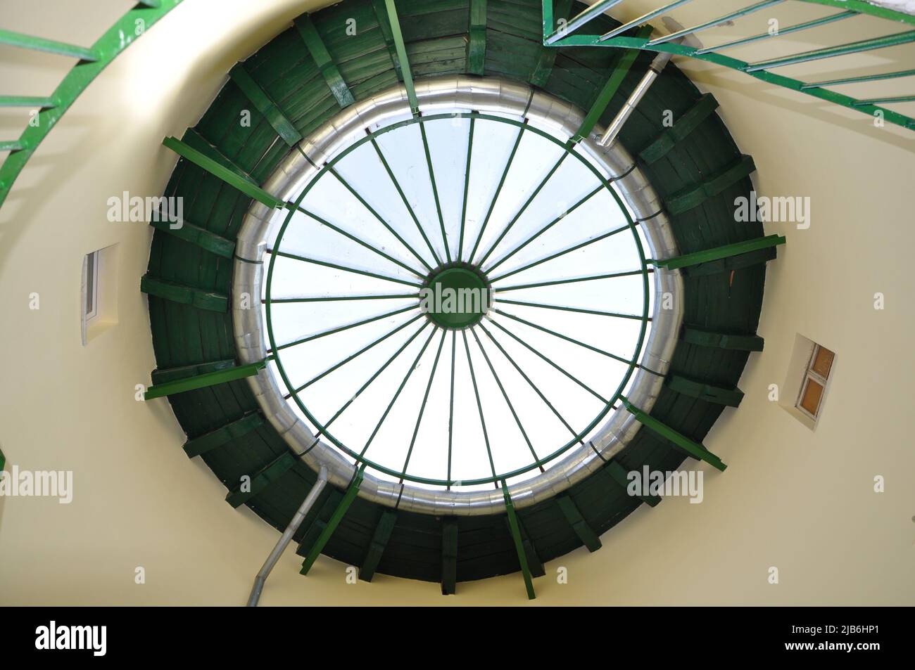 Beautiful design of the ceiling window.The large circular ceiling ...